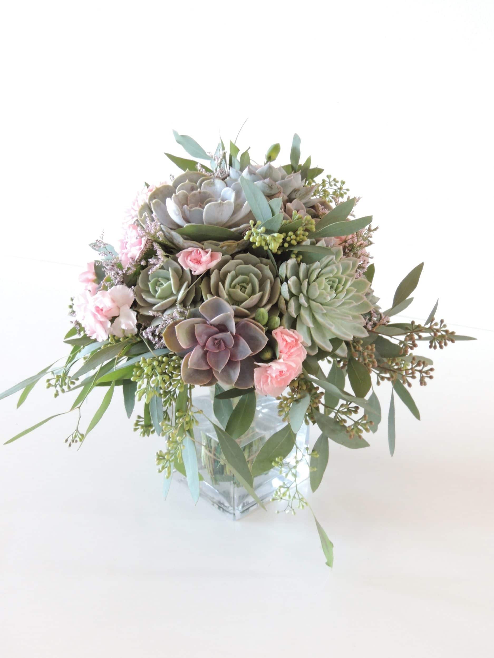 Succulent bouquet pink, gray/sage.